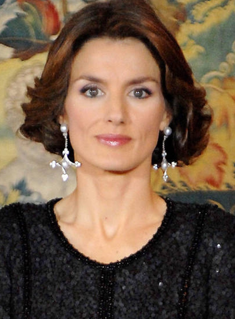 Vanitatis El Confidencial - Jan 2019 - Prince Dimitri Jewellery